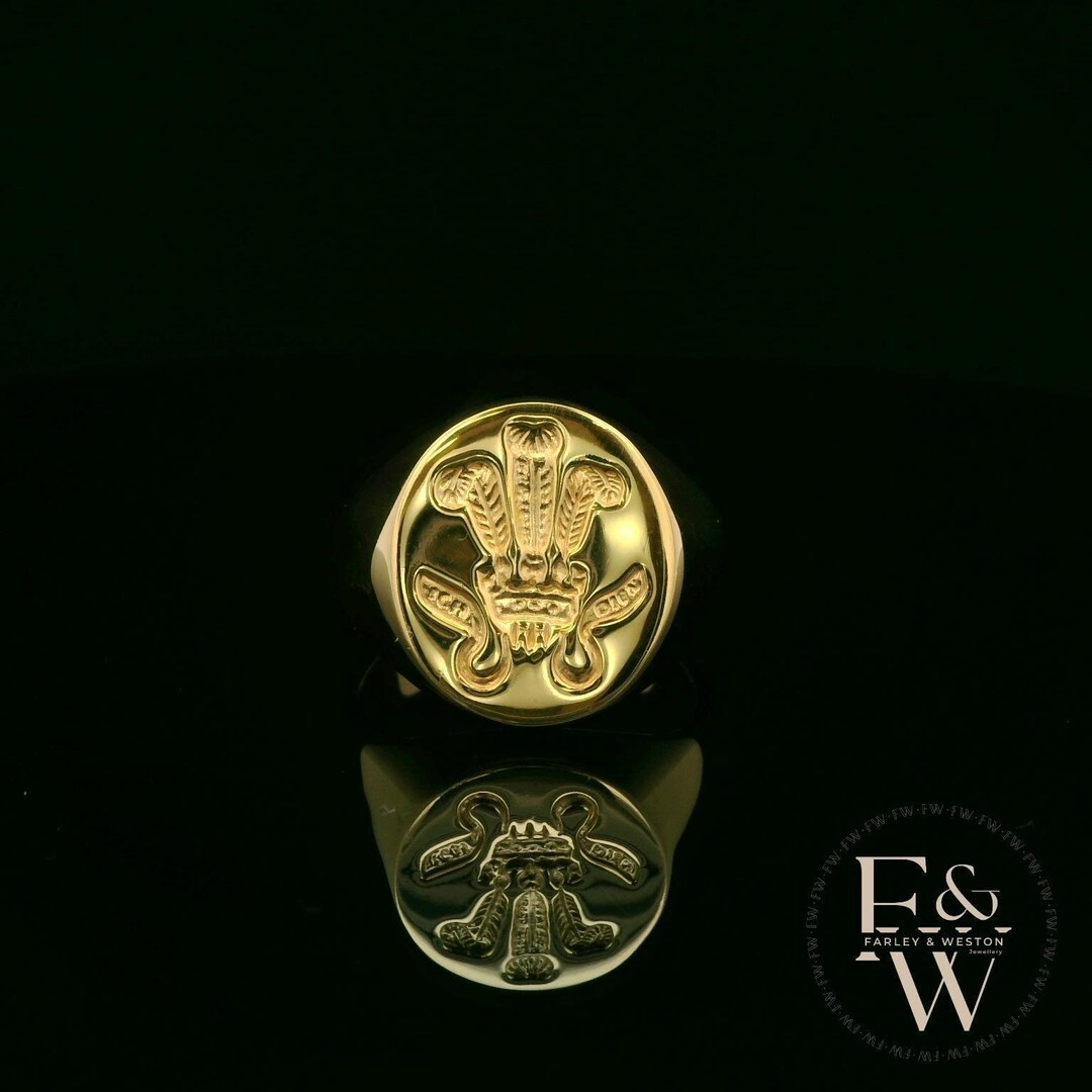 9ct Yellow Gold Prince of Wales Signet Ring - Etsy