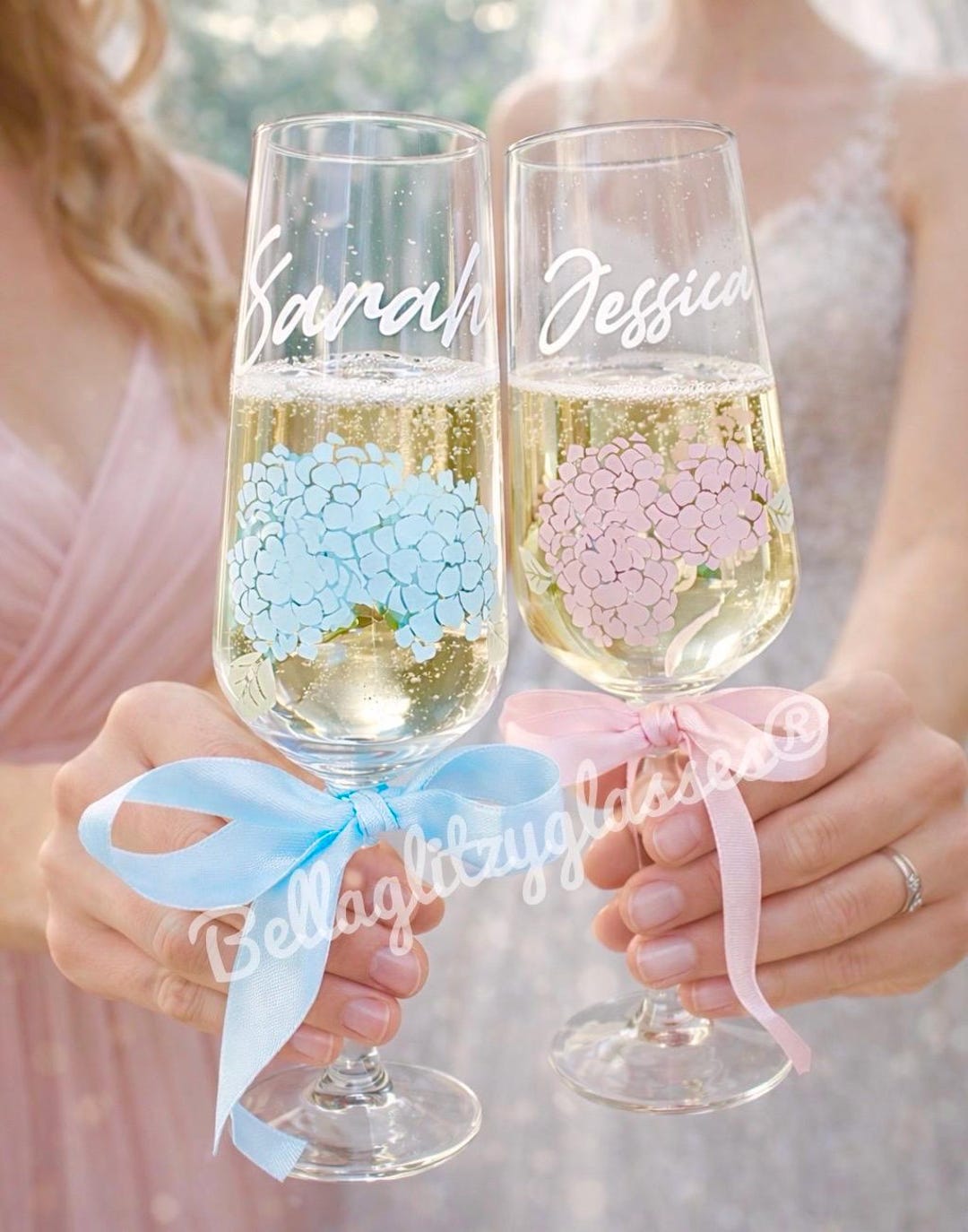 Personalised Hydrangea Flower Champagne Flute: Wedding Gift - Etsy