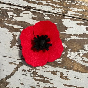 Handmade Red Poppy Pin, Veterans Day Broach, Veteran Hat Pin - Etsy