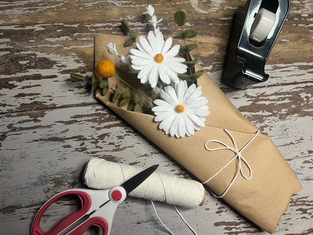 Mother’s Day Daisy’s Felt Flower Bouquet, Handmade Valentines Gift ...