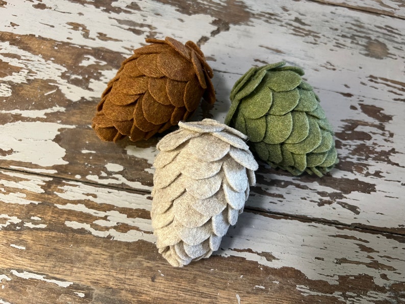 Handmade Felt Pinecones, Autumn Tablescapes, Fall Decor, Nature Indoors ...