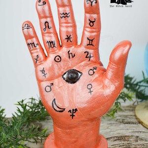 Unique and Collectible Palmistry Hand With Eye of Râ Paint in - Etsy Canada