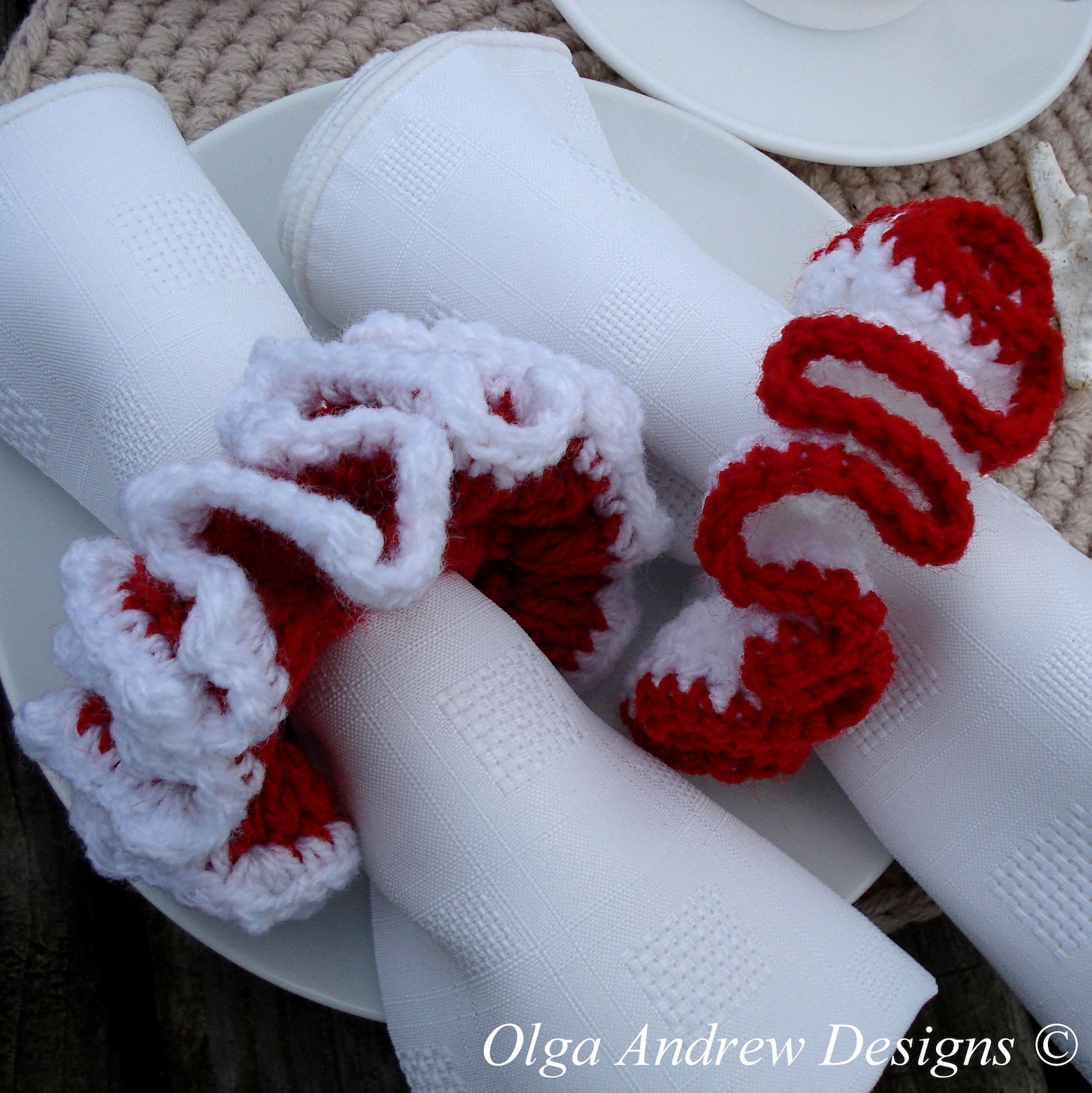 Christmas Napkin Rings Crochet Pattern, Crochet Christmas Napkin Ring ...