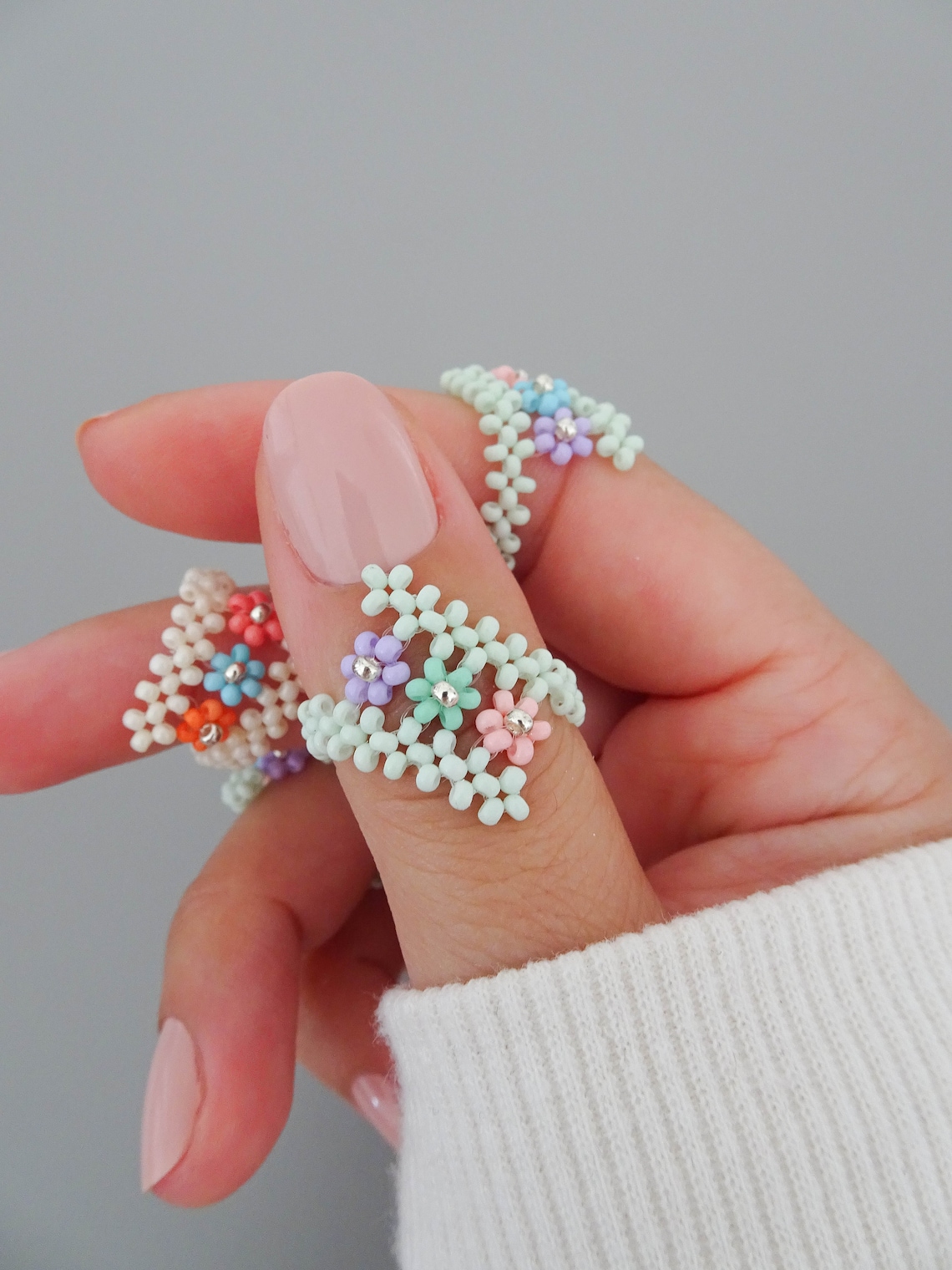 Beaded Daisy Rings - Etsy