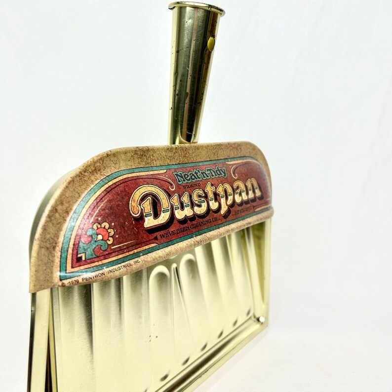 Metal Dust Pan Neat’ntidy Wall Decor Ballonoff Home - Etsy