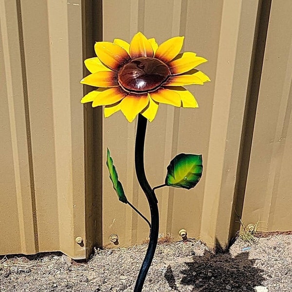 Metal Sunflower Yard Art - Etsy