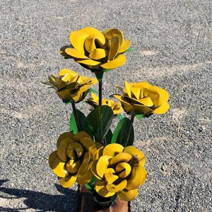 Metal Roses.metal Flowers.small Metal Roses.metal Yard Art.yard Art ...