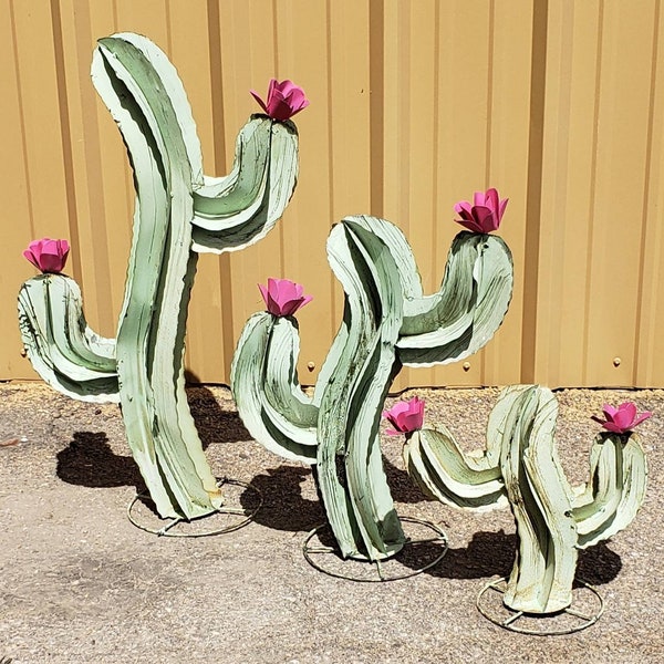 Metal Cactus - Etsy