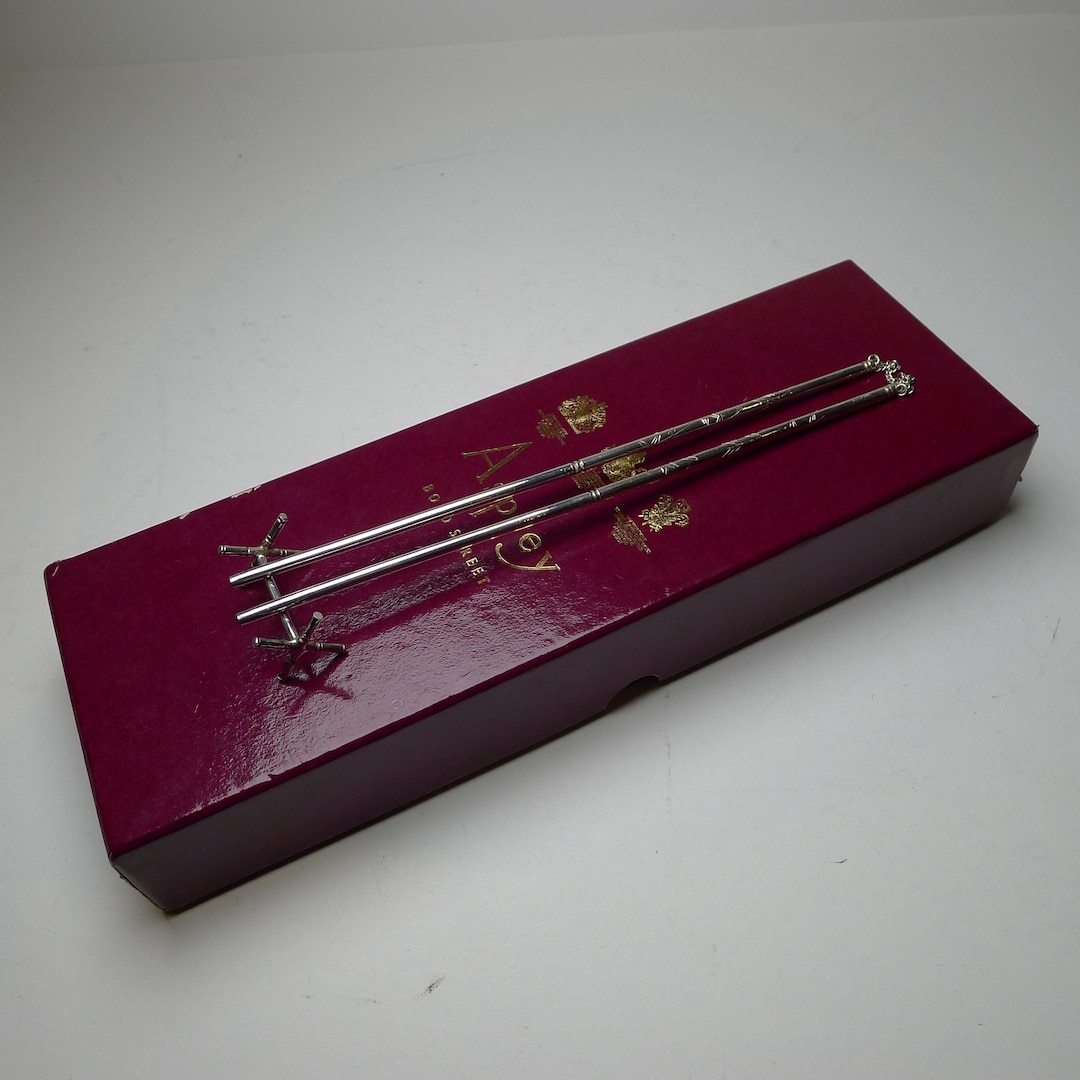 Asprey, London - Vintage Sterling Silver Chopsticks & Stand - 1989 - Etsy