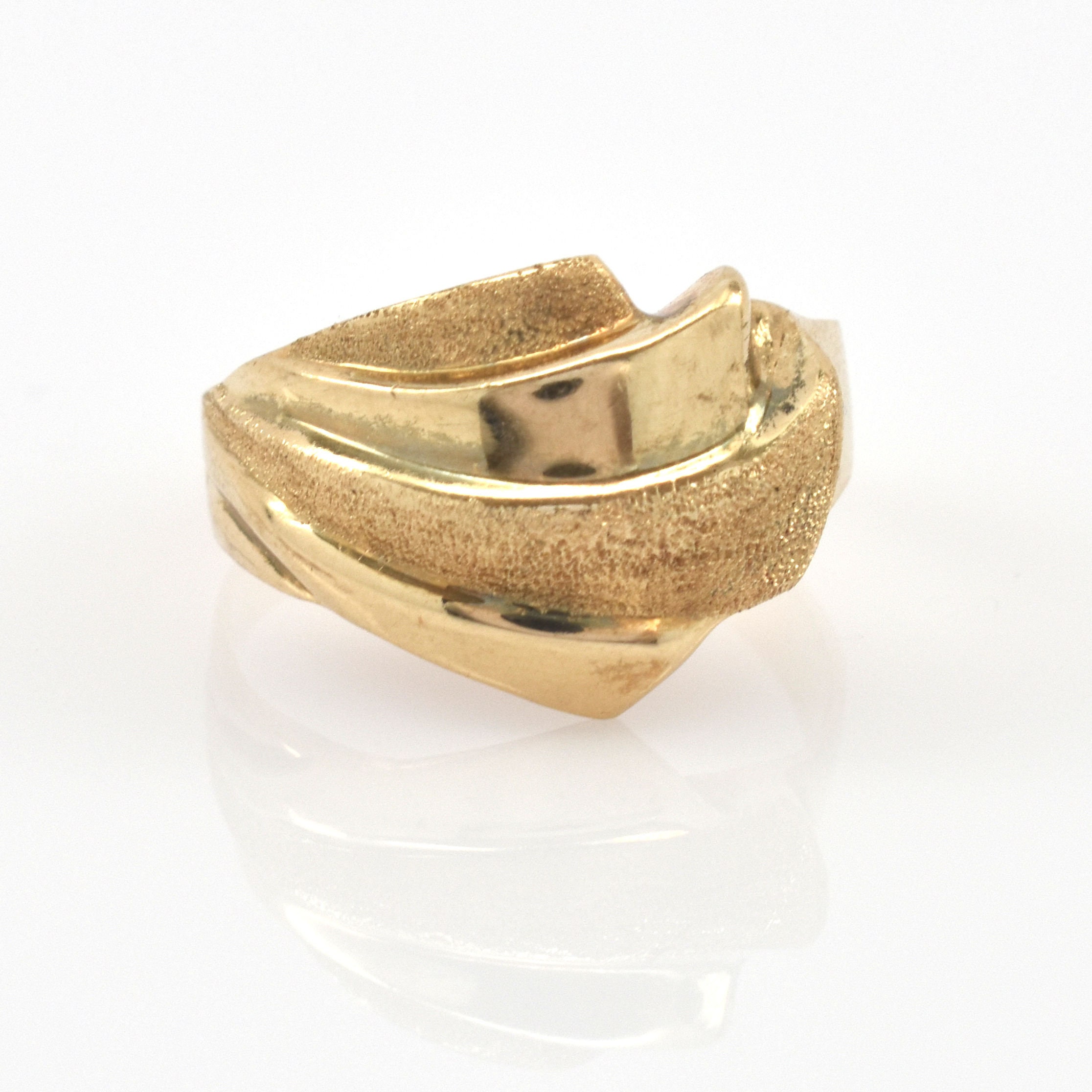 Solid 14k Gold Ring Texture - Etsy