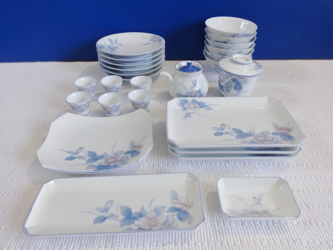 Japanese Porcelain White Floral Dinner Service Vintage Plates Bowls ...