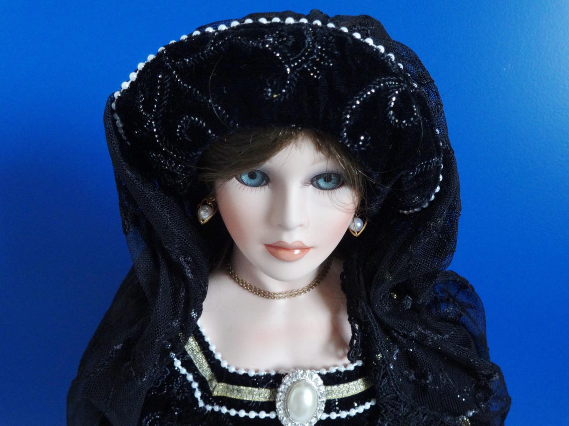 Alberon Large Porcelain Doll Anne Boleyn 2nd Wife of King Henry 8th ...
