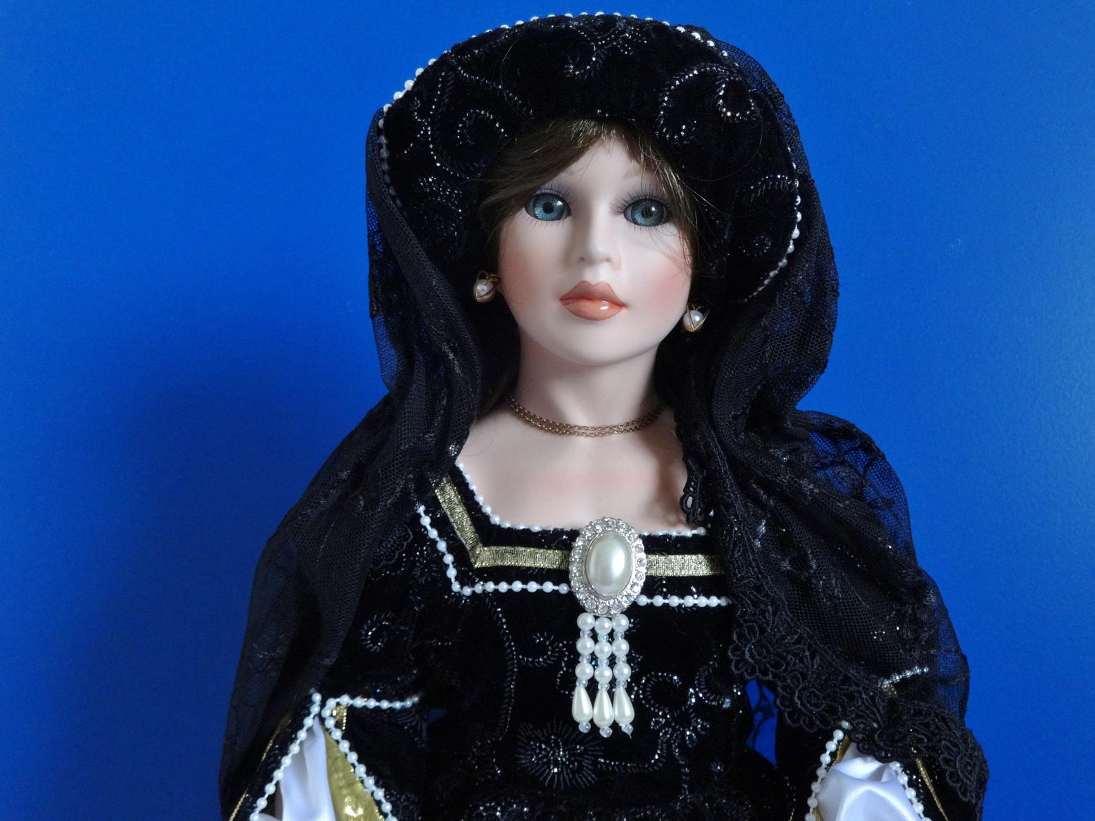 Alberon Large Porcelain Doll Anne Boleyn 2nd Wife of King Henry 8th ...
