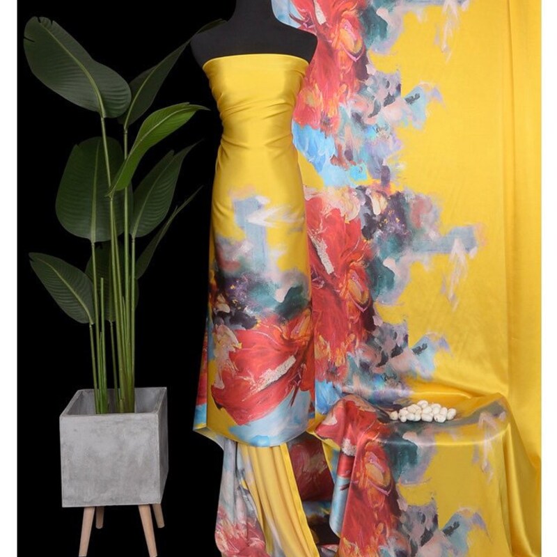 Large Floral Fabric - Etsy