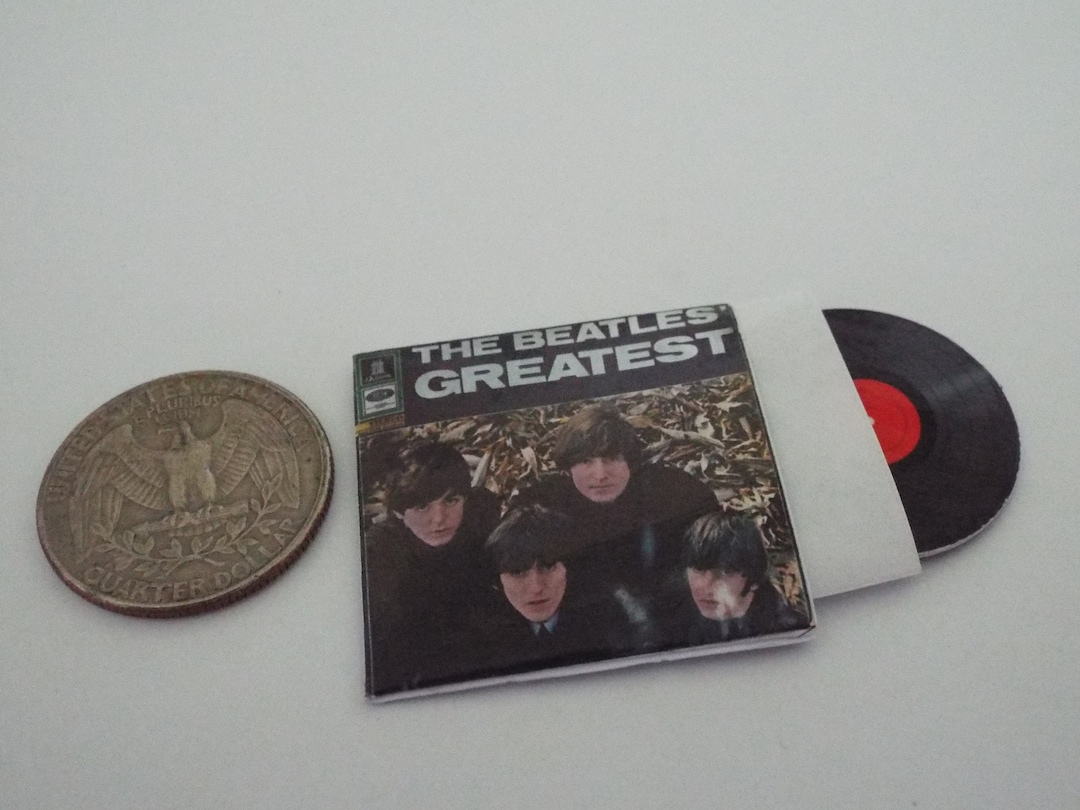 Miniature Vintage 'BEATLES Greatest Hits ' Record Album - Dollhouse 1/6 ...