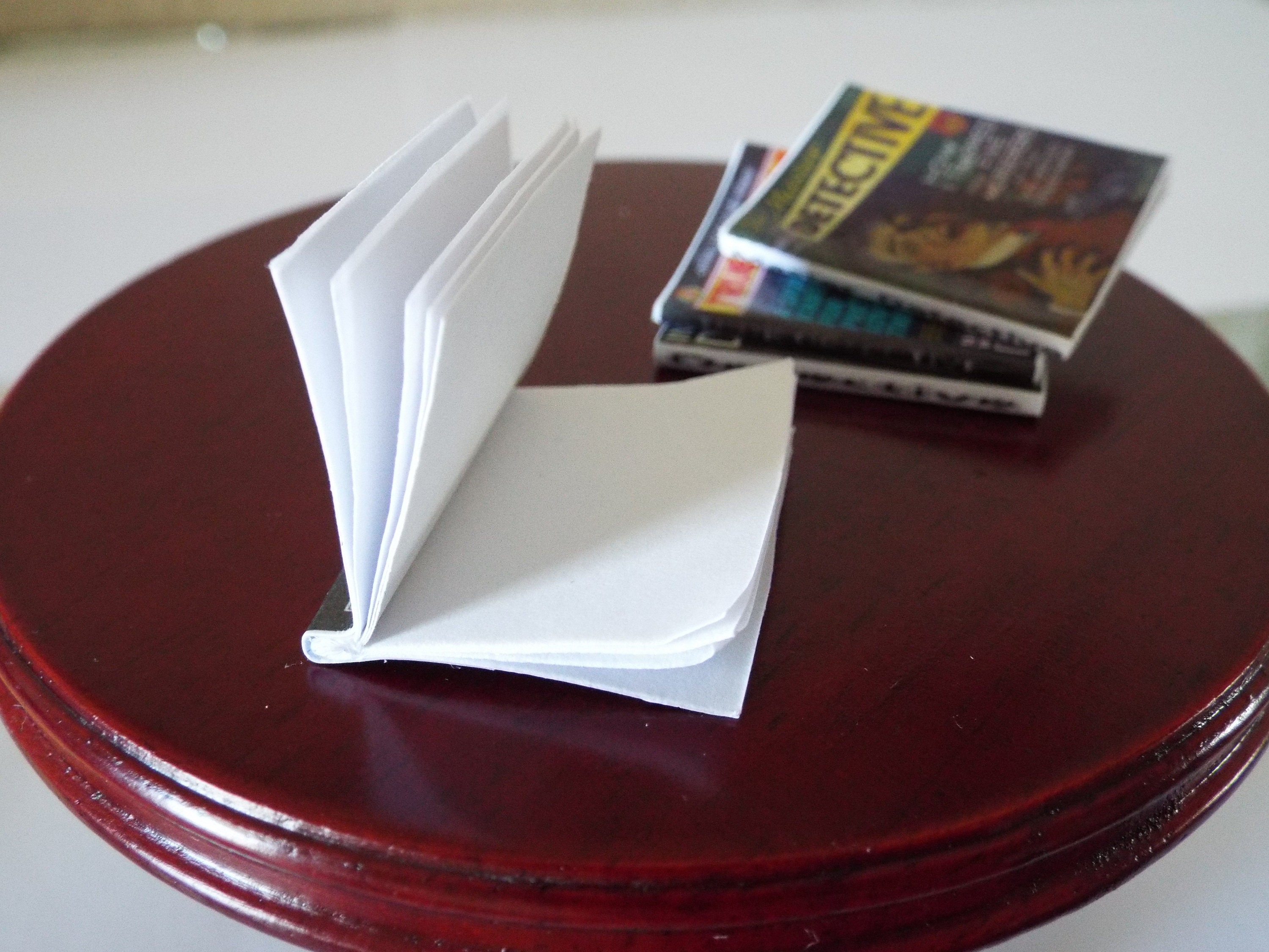 4 Miniature 'DETECTIVE' MYSTERY Magazines Dollhouse - Etsy