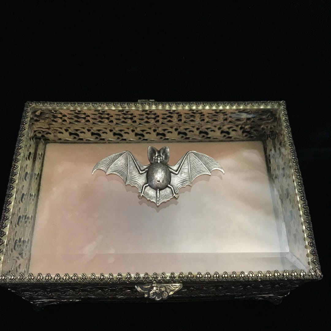 Silver Bat on Vintage Silver Filigree Box//bat on Vintage Hollywood ...