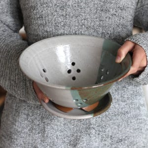 Handmade Pottery | Berry Bowl - Etsy