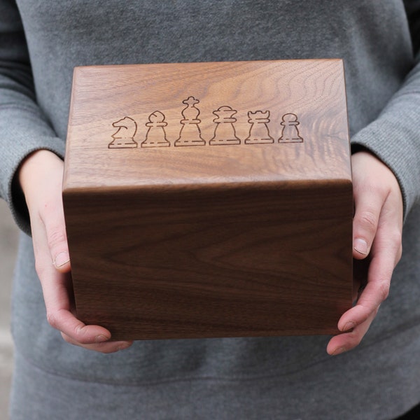 Chess Piece Box - Etsy