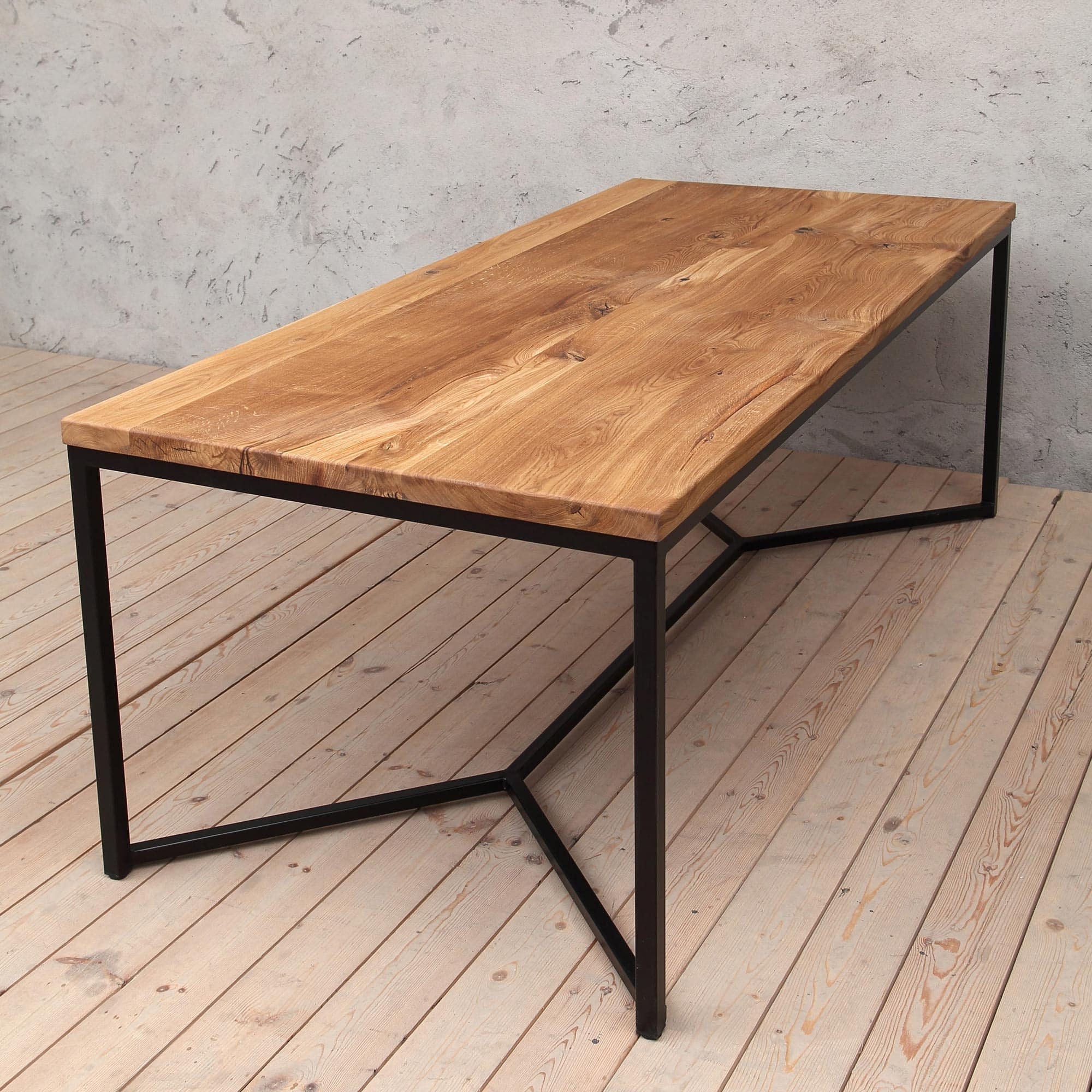 Tower Natural Oak Dining Table With V Shaped Matt Black Legs - Etsy UK