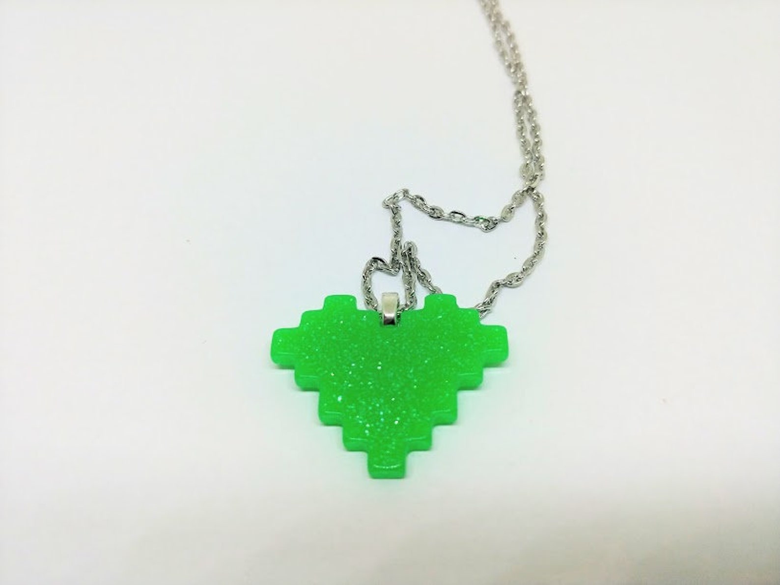 8 Bit Pixel Heart Necklace Video Game Gamer Geek Gift 6 Colors | Etsy