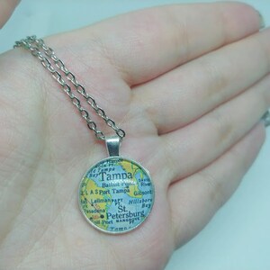 Tampa Florida FL City Map Necklace - Etsy