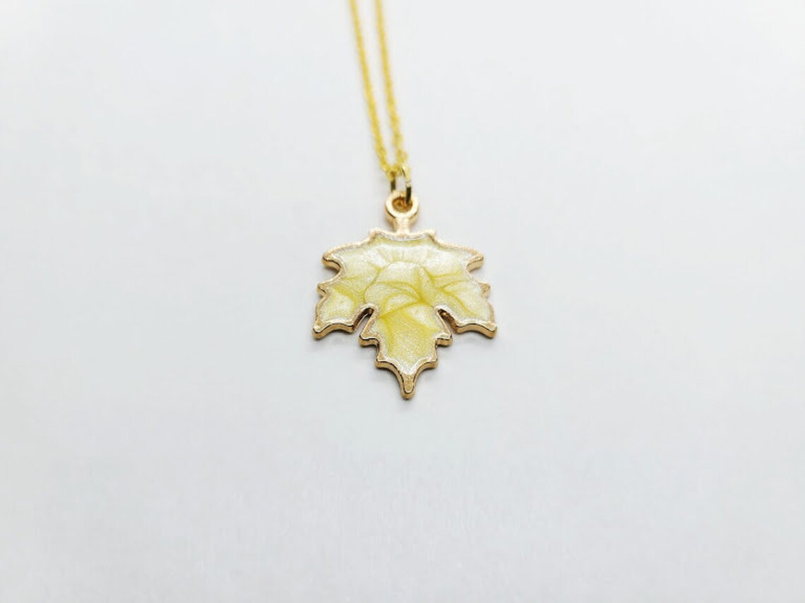 Maple Leaf Necklace in your choice of marbled: pink yellow | Etsy