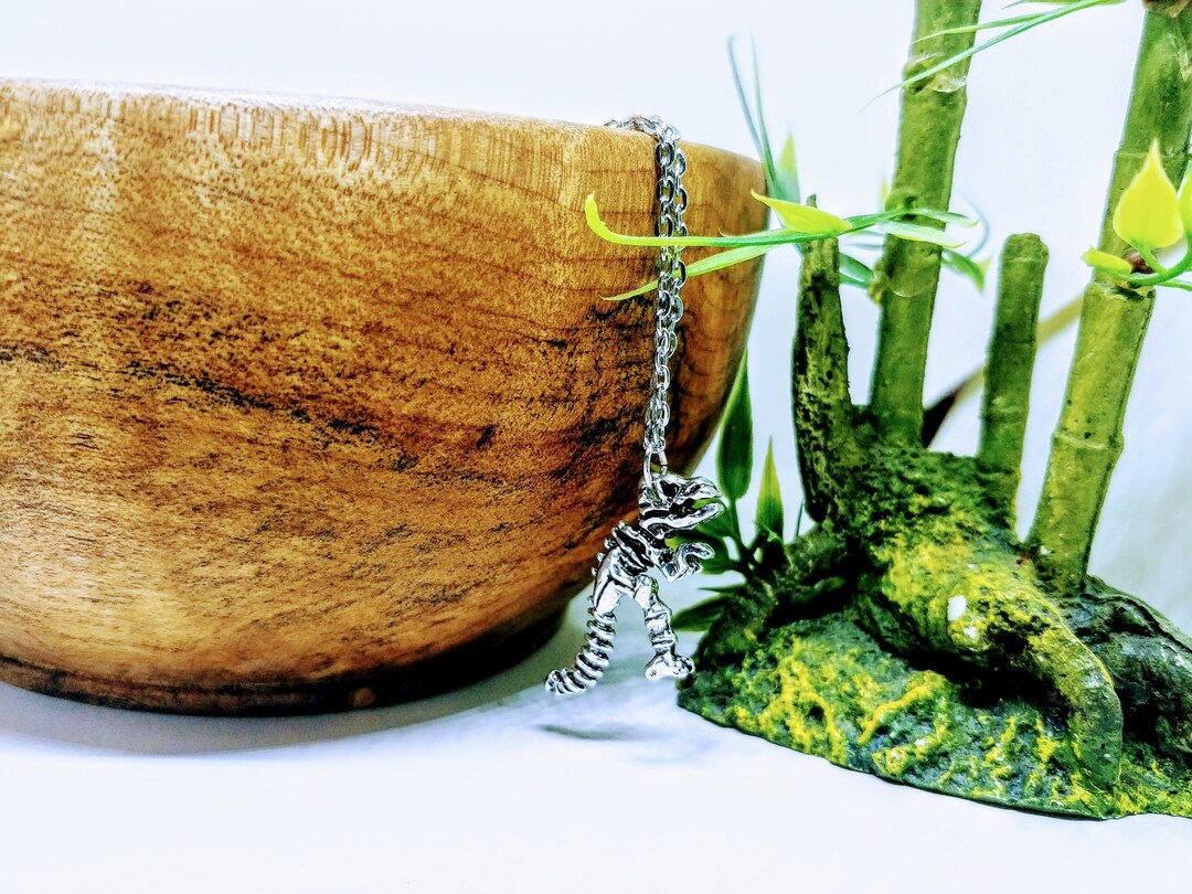 Skeleton Dinosaur T-rex Tyranosaurus Rex Nekclace Paleontology ...