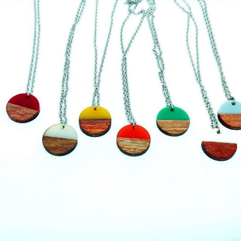 Round Wood Pendant - Etsy