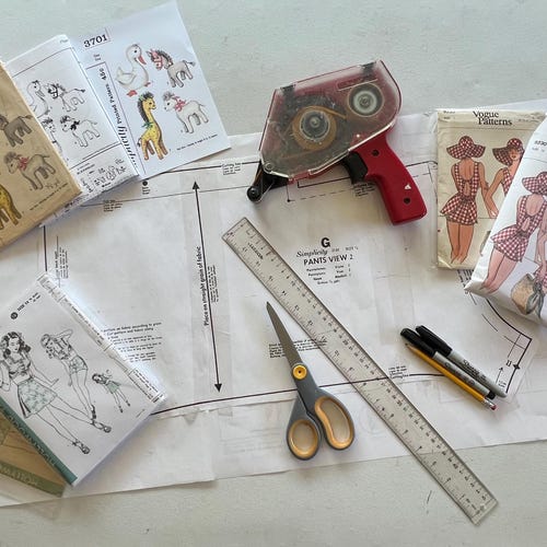 Pajama Bag Pattern Stuffed Animals Dog POODLE Dachshund Advance 8456 ...