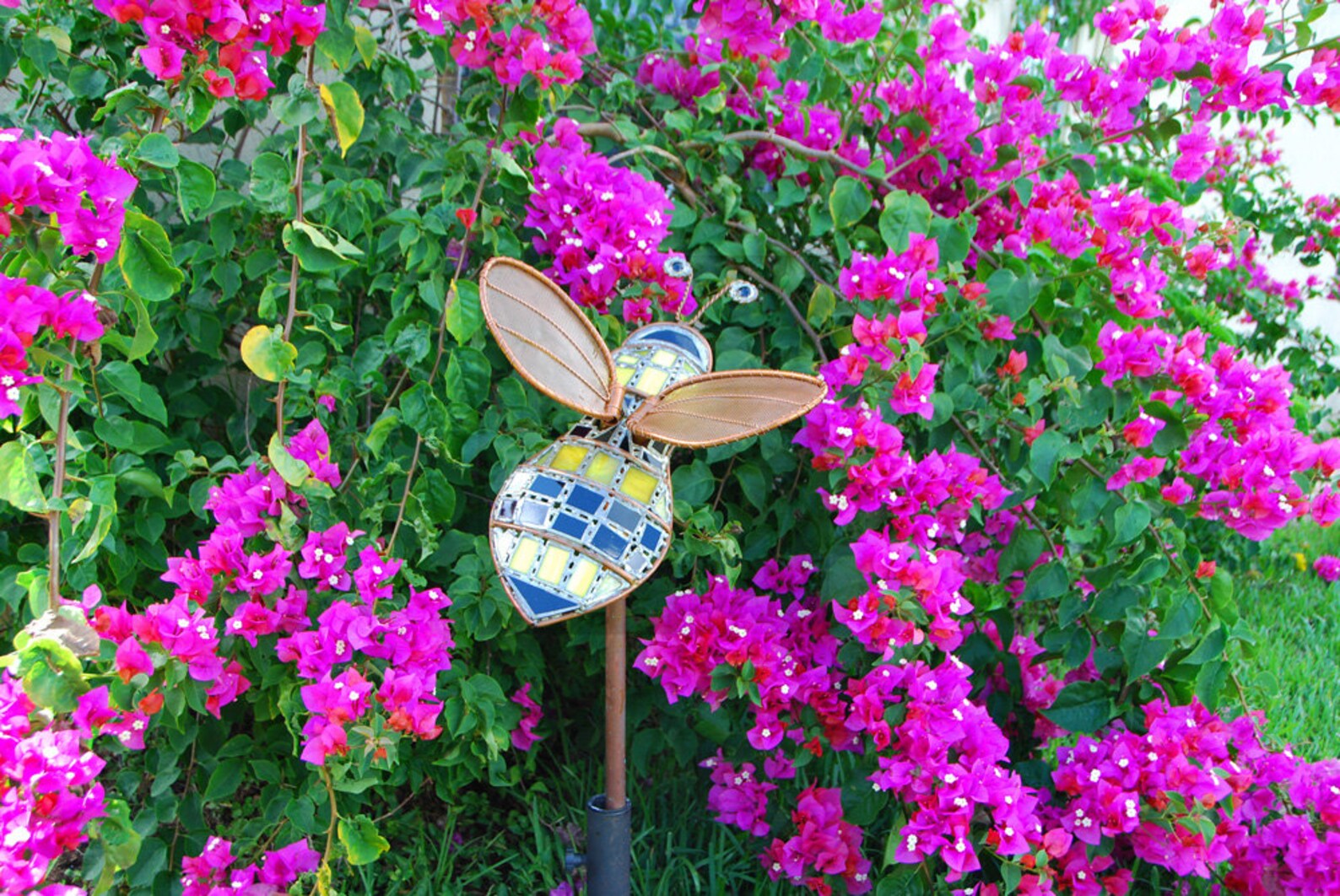 Bumble Bee Garden Art Sculpture Metal Yard Art Yellow | Etsy