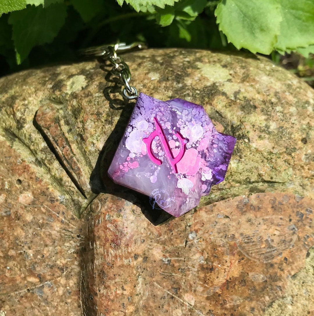 FFXIV Gunbreaker Job Stone Keychain Handmade Resin Warrior of Light ...