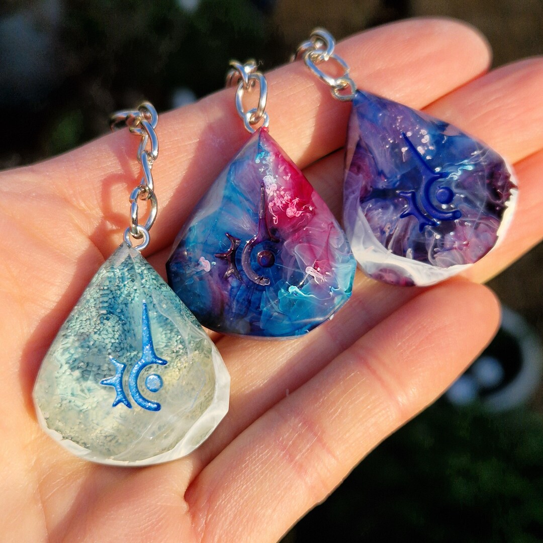 FFXIV Red Mage Job Stone Keychains, Handmade Resin Warrior of Light ...