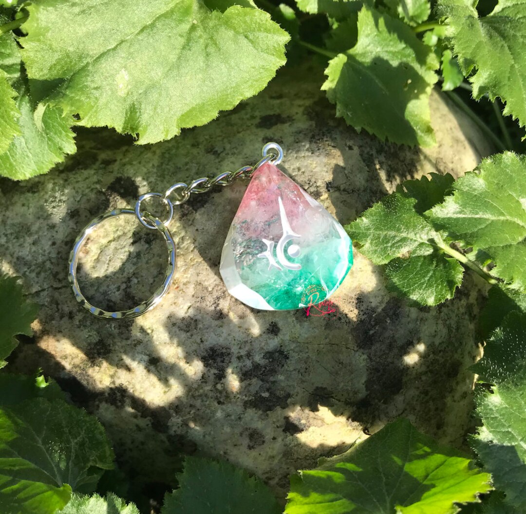 Unique FFXIV Resin Warrior of Light Handmade Video Gamer Keyring Wol ...