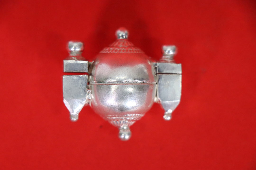Pure Silver Shiva Lingam Box 10.9g, Pure Silver Shiva Lingam Box ...