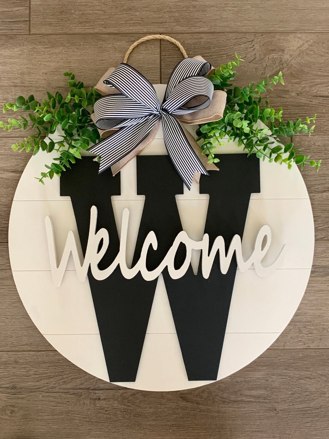 Personalized Welcome Door Sign: Monogrammed Porch Decor - Etsy