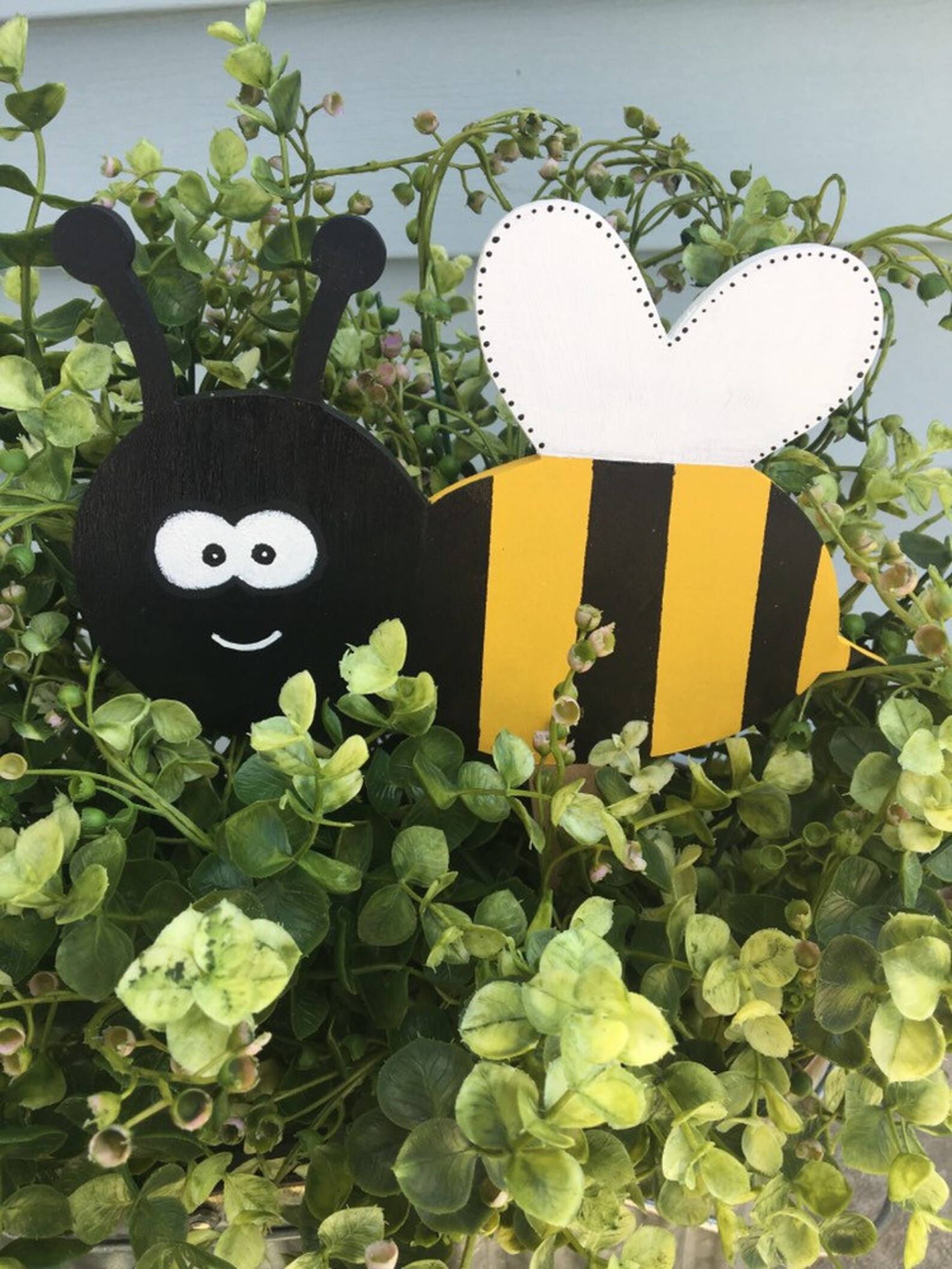 Bumblebee Wood Garden Stake Wooden Garden Decor Patio - Etsy