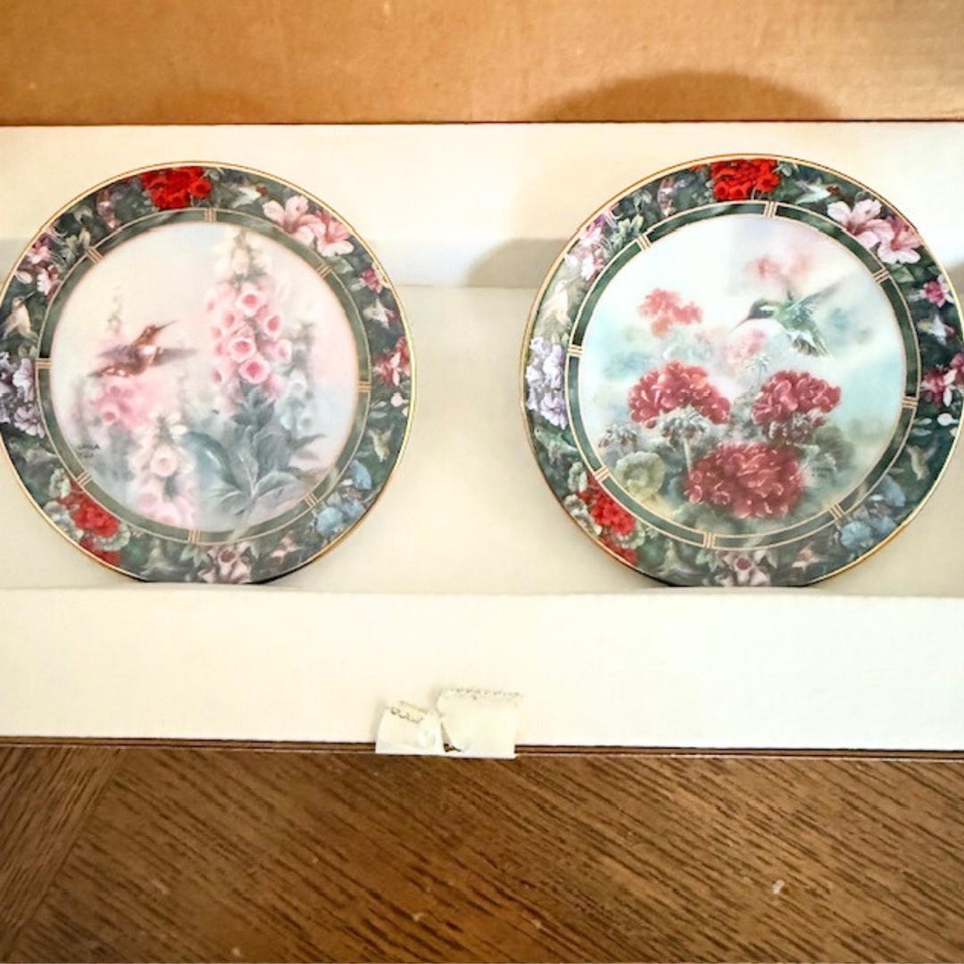 Third Set in Lena Liu's "hummingbird Treasury Collection" Porcelain ...