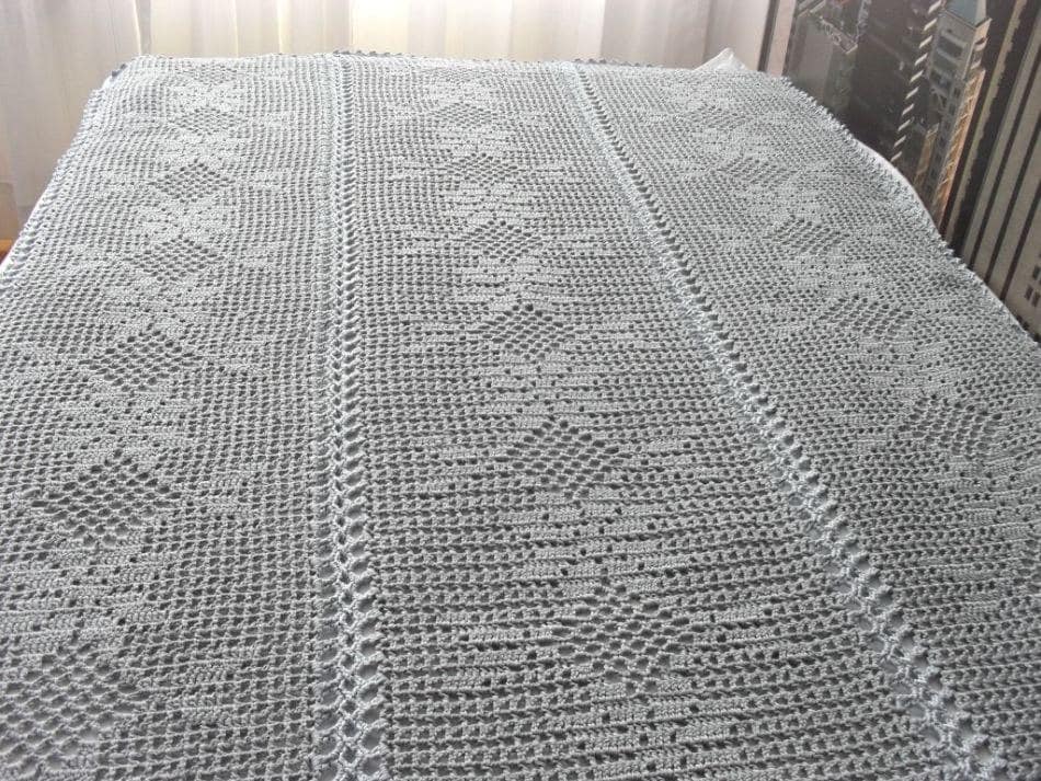 Haakpatroon Romantische sprei met bloemenmotief, filet haken,PDF NL ...