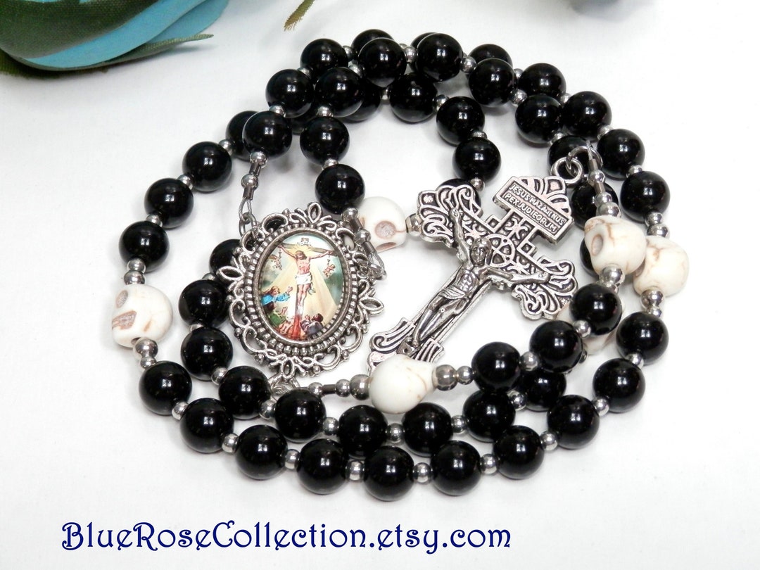 MEMENTO MORI Rosary in Black Stones and Howlite Skull With Pardon ...
