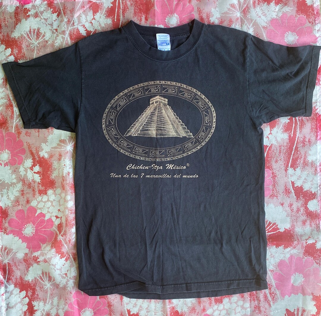 Vintage 1990s 2000s Chichen Itza Mexico Archaeology Pyramid Pop Art ...