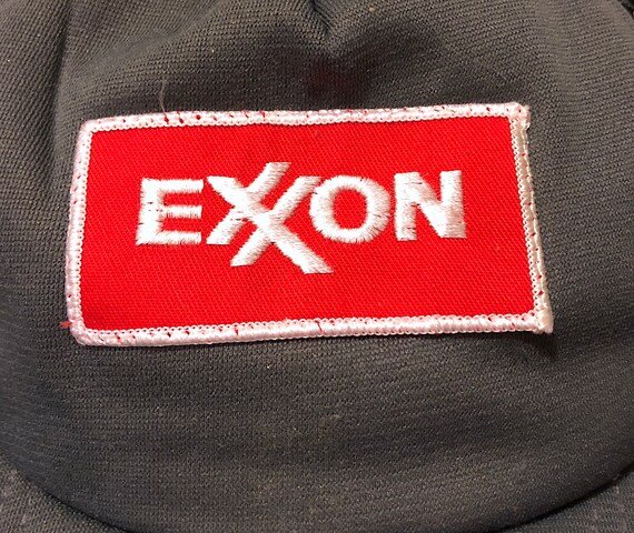Vintage 1980s Exxon Red White and Gray Snapback Truck… - Gem
