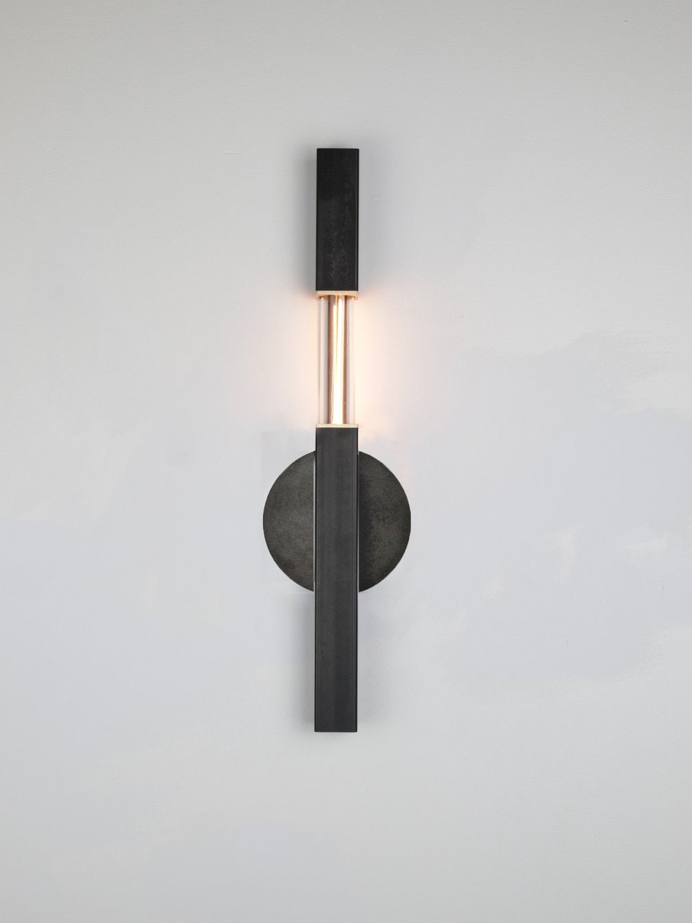 Stilk Sconce Mini Stilk-back Plate Daikon Studio Lighting Modern Brass ...