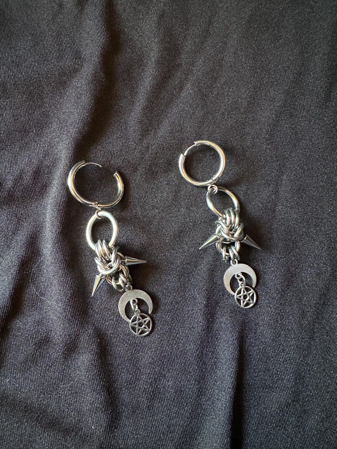 Stainless Steel Pentacle Chainmail Earrings - Etsy