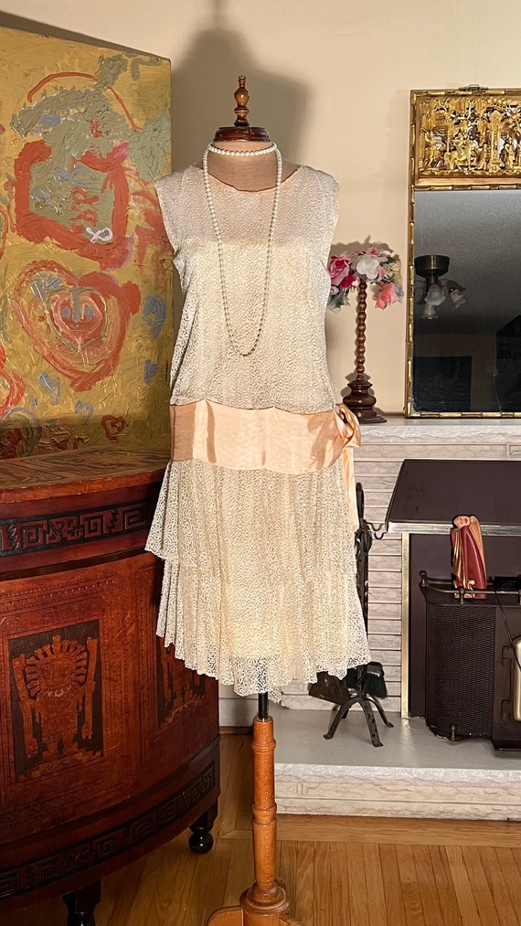 1920s Authentic White Lace Cocktail Wedding Dress Fro Gem