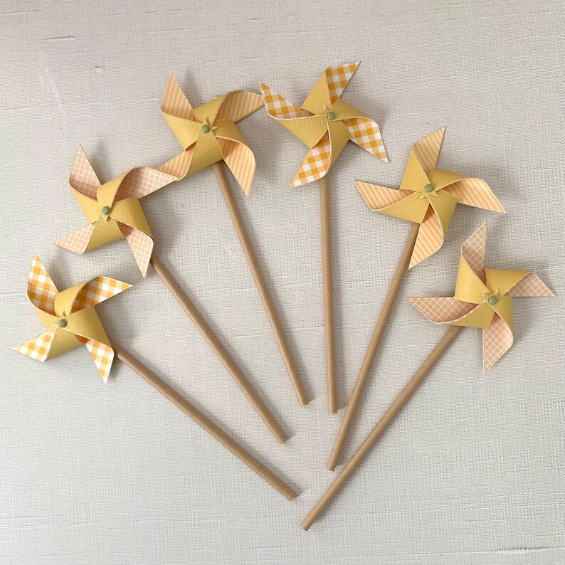 Mini Spinning Pinwheels in Neutral Colors: Earthy Palette Baby Shower ...