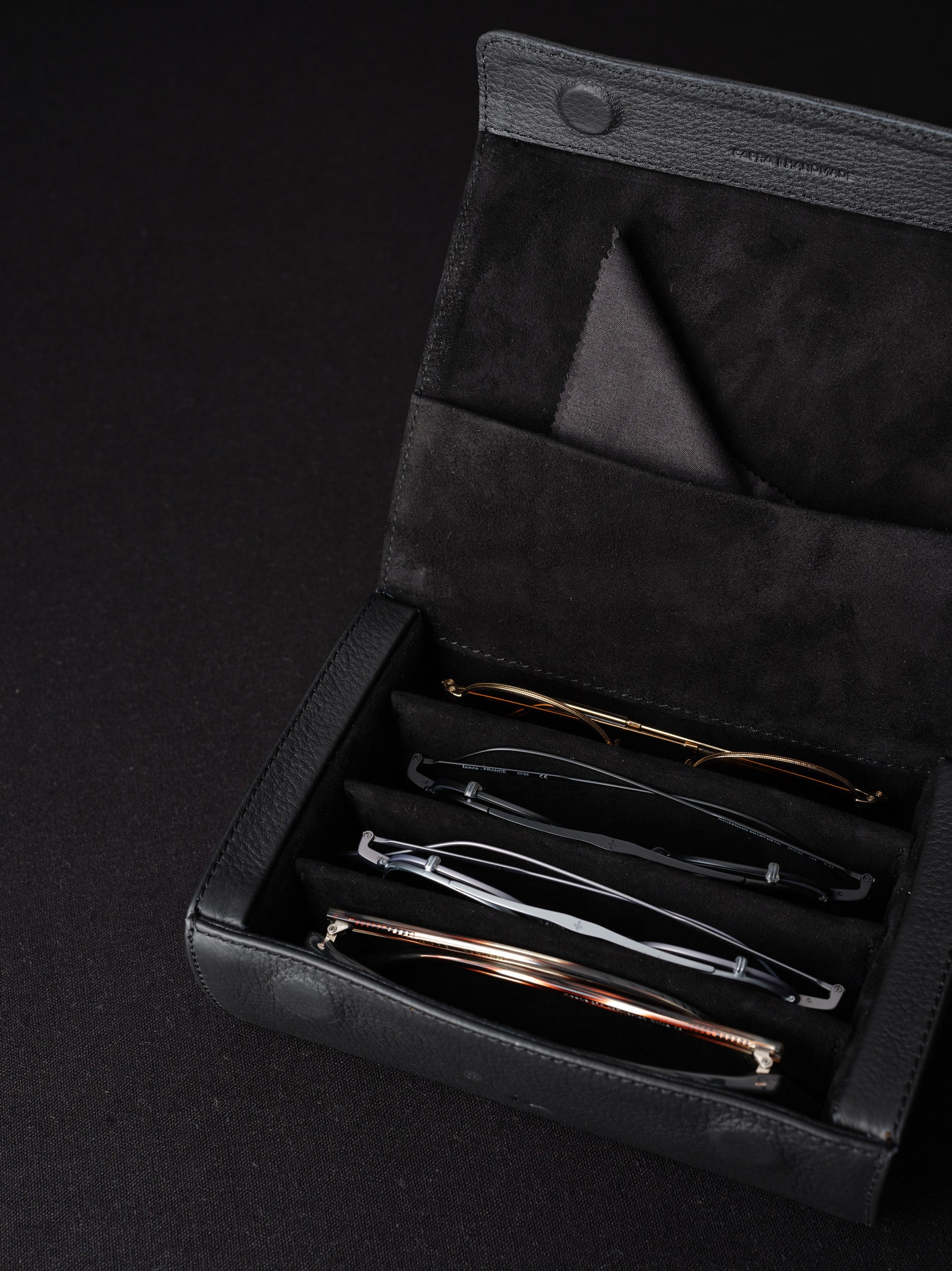 Multiple Sunglasses Travel Case Black, Glasses Case, Hard Eyeglass Case ...