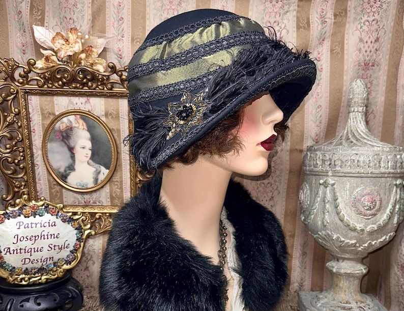 1920'S Vintage Black Beaded, Sequined With Rhinestone Feather Cloche ...