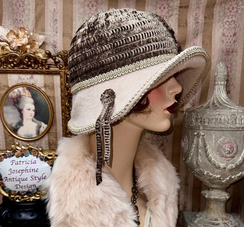 1920'S Vintage Beige & Brown Fancy Velvet Floral Cloche Flapper Hat - Etsy