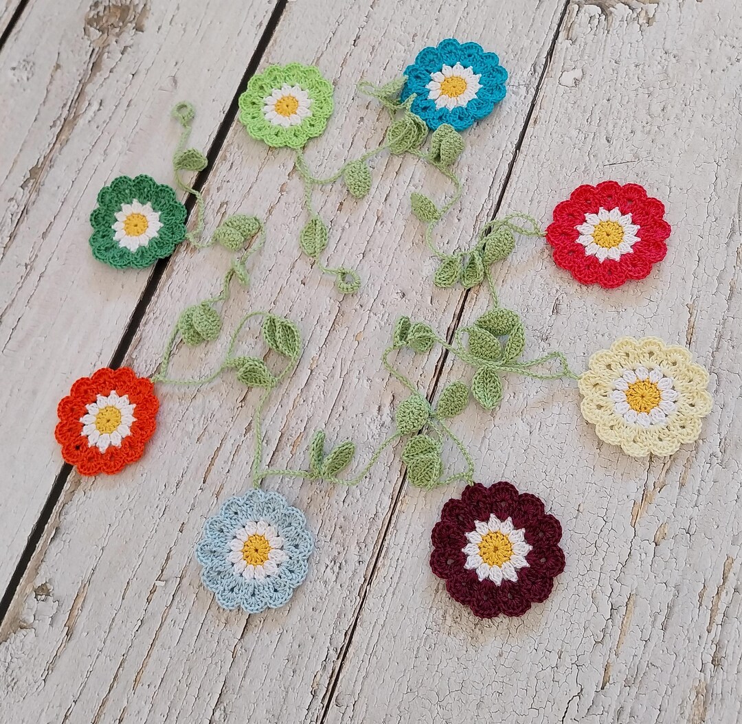 Boho Crochet Flower Garland – 8 Colorful Flowers With Leaves – 150 Cm ...